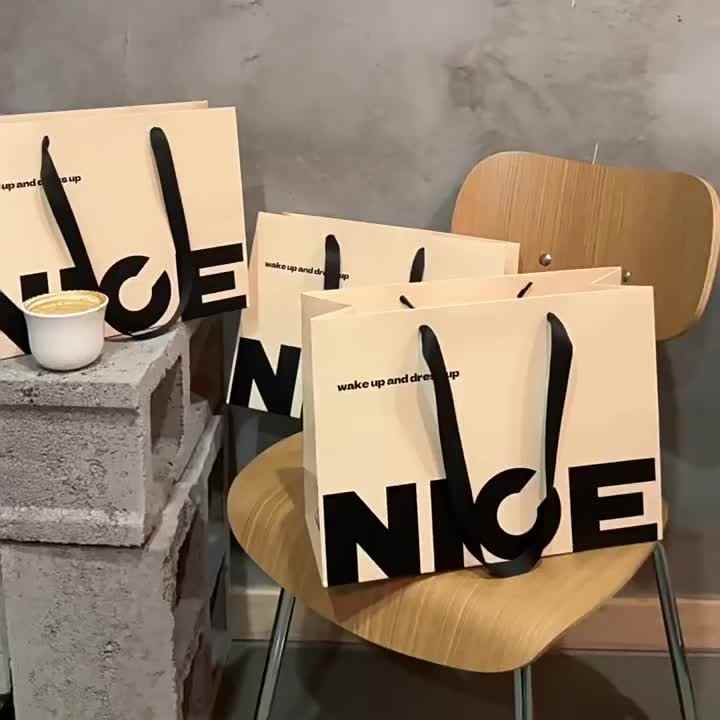 Luxury Custom Logo Paper Bag Wig Black Cosmetic Clothes Packaging Gift ...