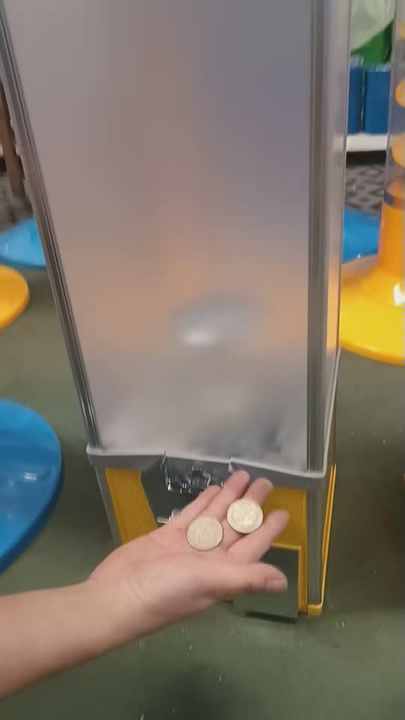 25 Inch Height Classic Toy Capsule and Bouncing Bouncy Balls Vending ...