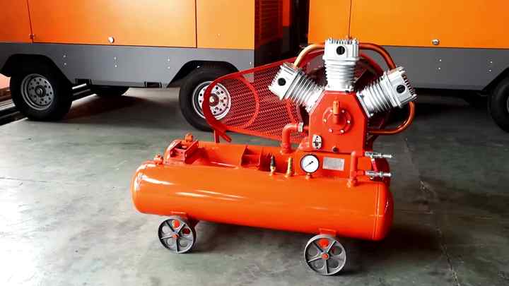 Source Factory Industrial Equipment Air Compressors Provide Power ...