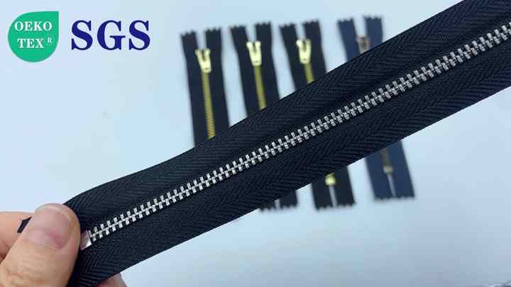 Manufacturer Zipper Tape Closed End Custom Design Gold Teeth Sew Metal ...