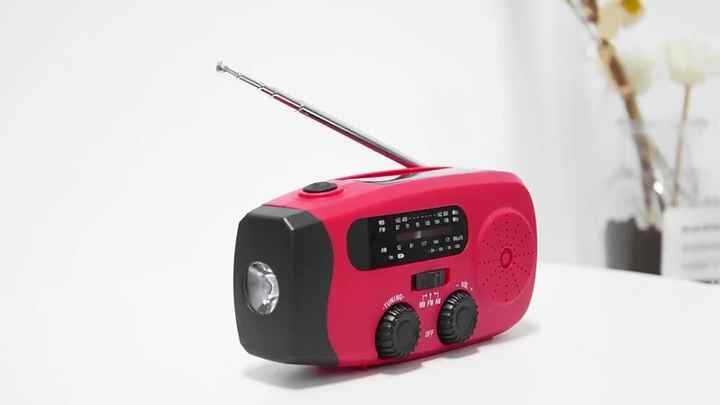 Helius Solar Hand Crank Rechargeable LED Flashlight AM FM Radio Power ...