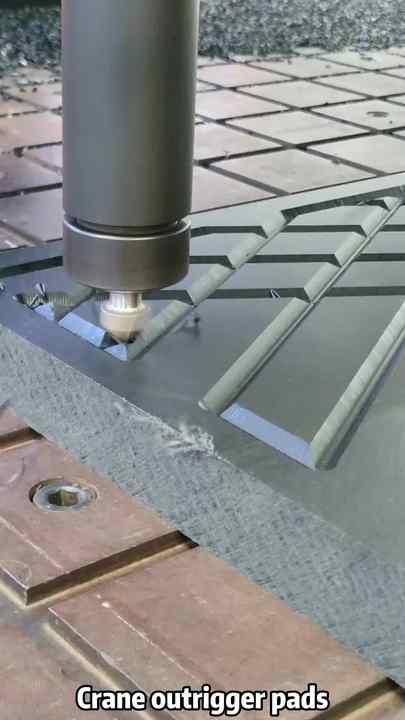 HDPE Mobile Outrigger Pads Concrete Pump Parts Heavy Duty Crane Foot ...