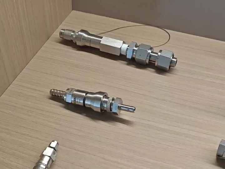 Swagelok Type 316 Stainless Steel 3000 Psi Couplings