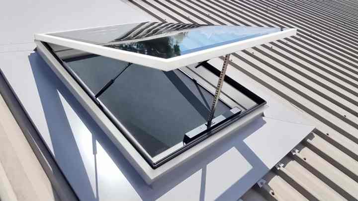 Smart System Sliding Roof Skylights with Chain Winder Hurricane Impact ...
