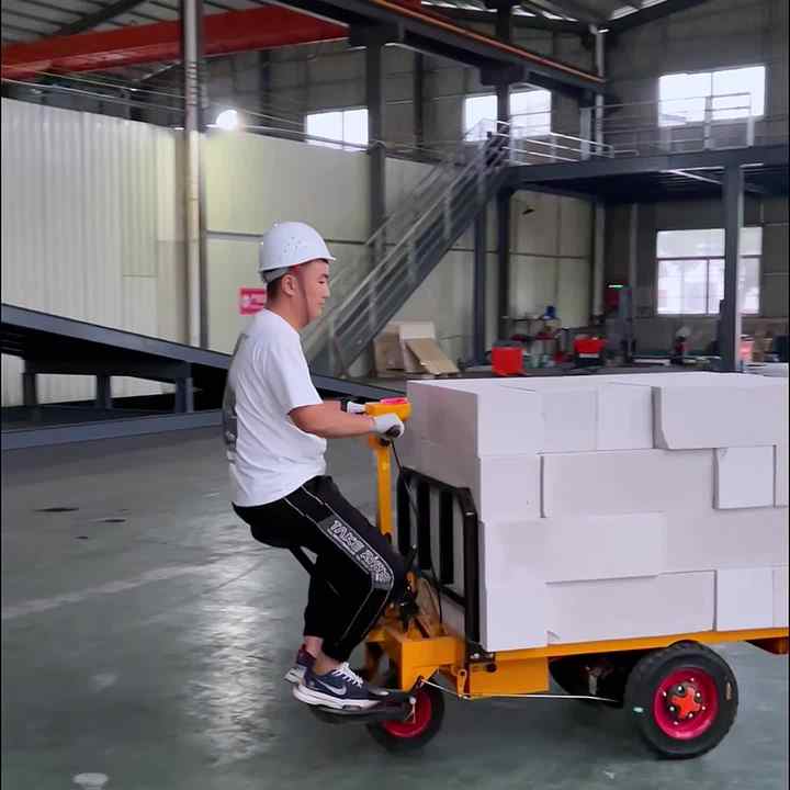 Electric Cargo Trolleys for Efficient Construction Transport