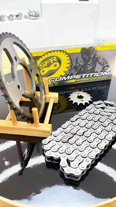 Motorcycle Spares Chain with Sprocket Set Kits for HONDA CG125 CB125 ...