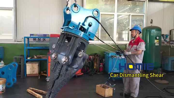 Car Recycling Yard Old Car Shearing Machine 15 16 18 20 22 24 25 26 27 ...