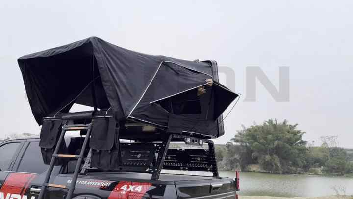 SNDNヘビーデューティーハードシェルルーフトップテント サイドオープン式 アウトドア4x4車両用キャンピングルーフトップテント 4人用 ...