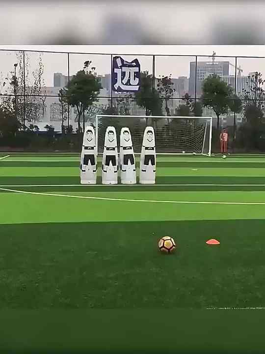 Sport Inflatable Football Tackling Dummy Inflatable Soccer Goalkeeper ...