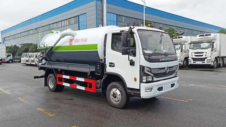 Dongfeng 8000L Sewage Waste Disposal Truck Sewage Suction Tanker Truck ...