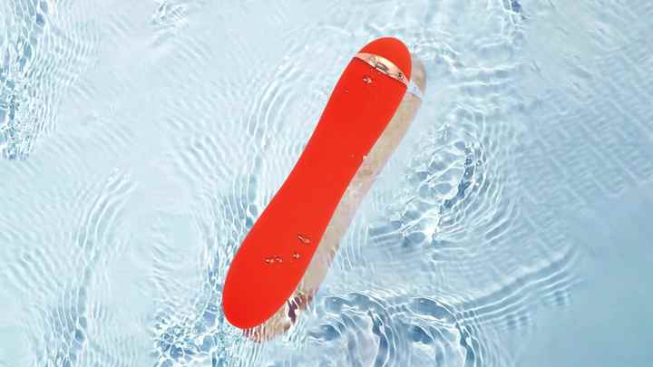 10-Speed Rechargeable IPX7 Waterproof Food-grade Silicone Dildo ...