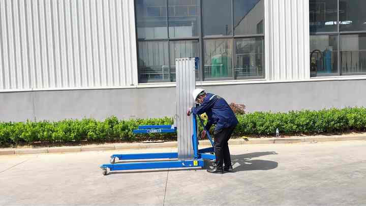 Industrial Hand-Operated Material Lift Heavy-Duty Vertical Lifting ...