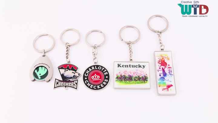 Beautiful Logo Soft Enamel Tourist Keychain Factory Customized Design ...