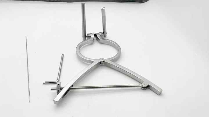 Orthopedic Distraction Forceps - QSWTITAN Surgical Instruments