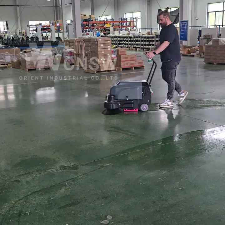 OR-P1060 Hand Push Road Sweeper Industrial-Grade Walk-Behind Sweeper ...