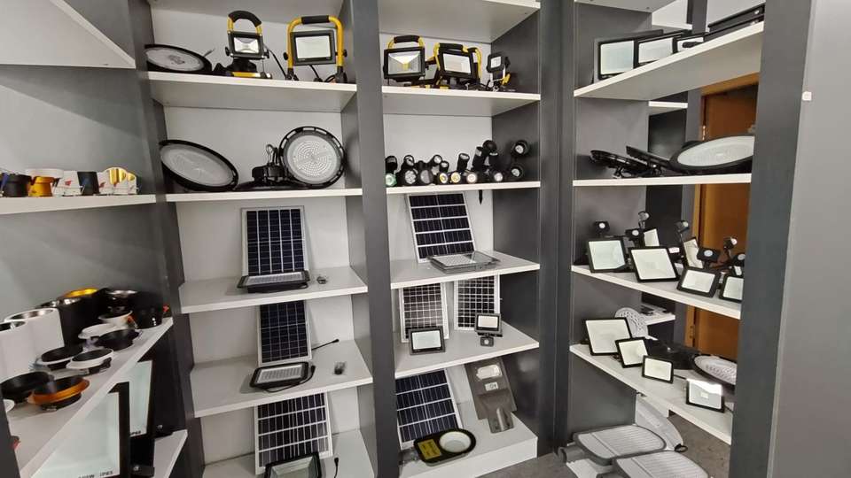 Company Overview - Ningbo Hanlux Lighting Co.,Ltd