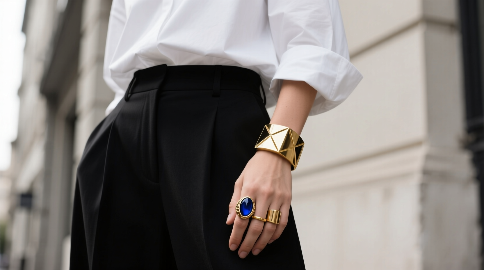 How To Pair Bold Statement Rings With Minimalist Outfits Without Clashing