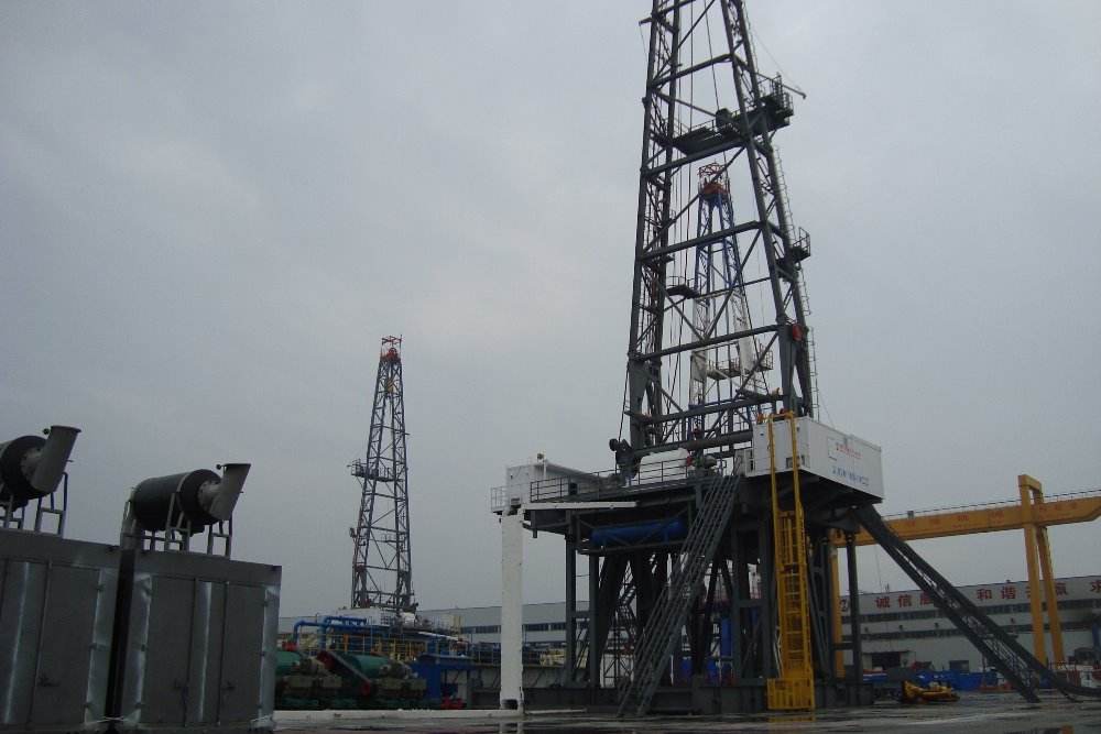 API oil and gas drilling rig 2000m ZJ-20CZ oil well drilling rig ...