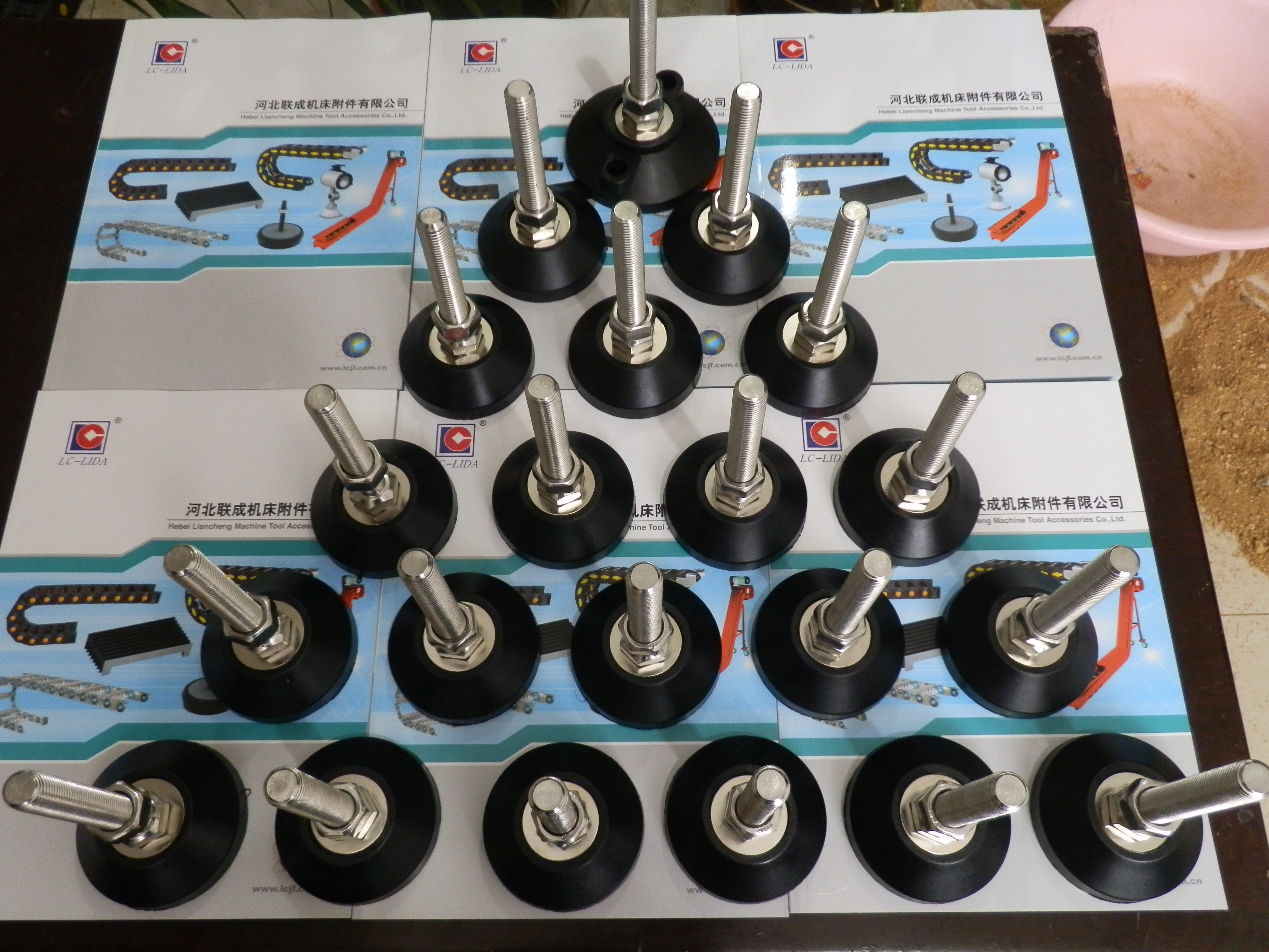 Heavy Duty Adjustable Anti-Vibration Stand Horizontal Pad Products from ...