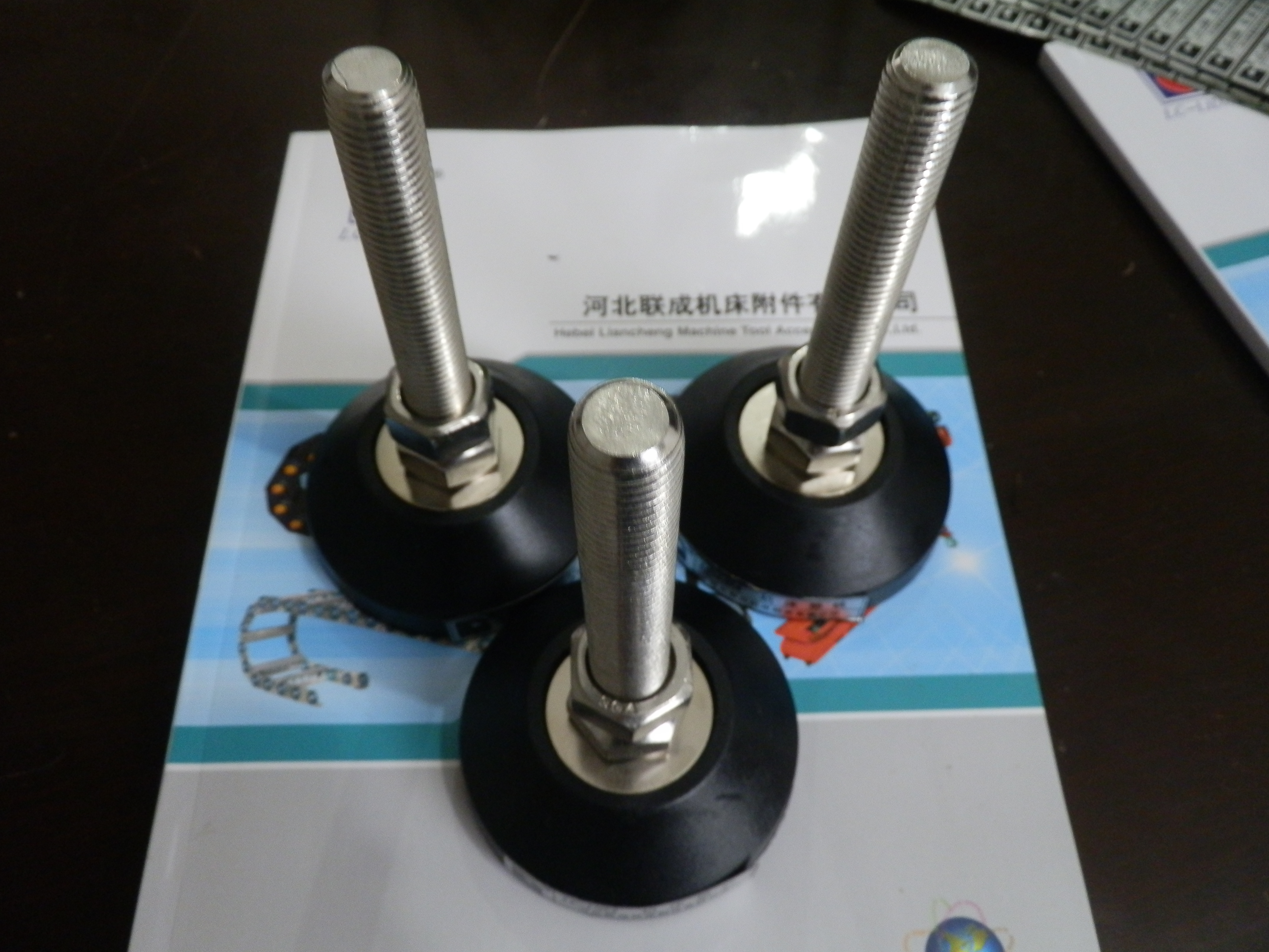 Heavy Duty Adjustable Anti-Vibration Stand Horizontal Pad Products from ...