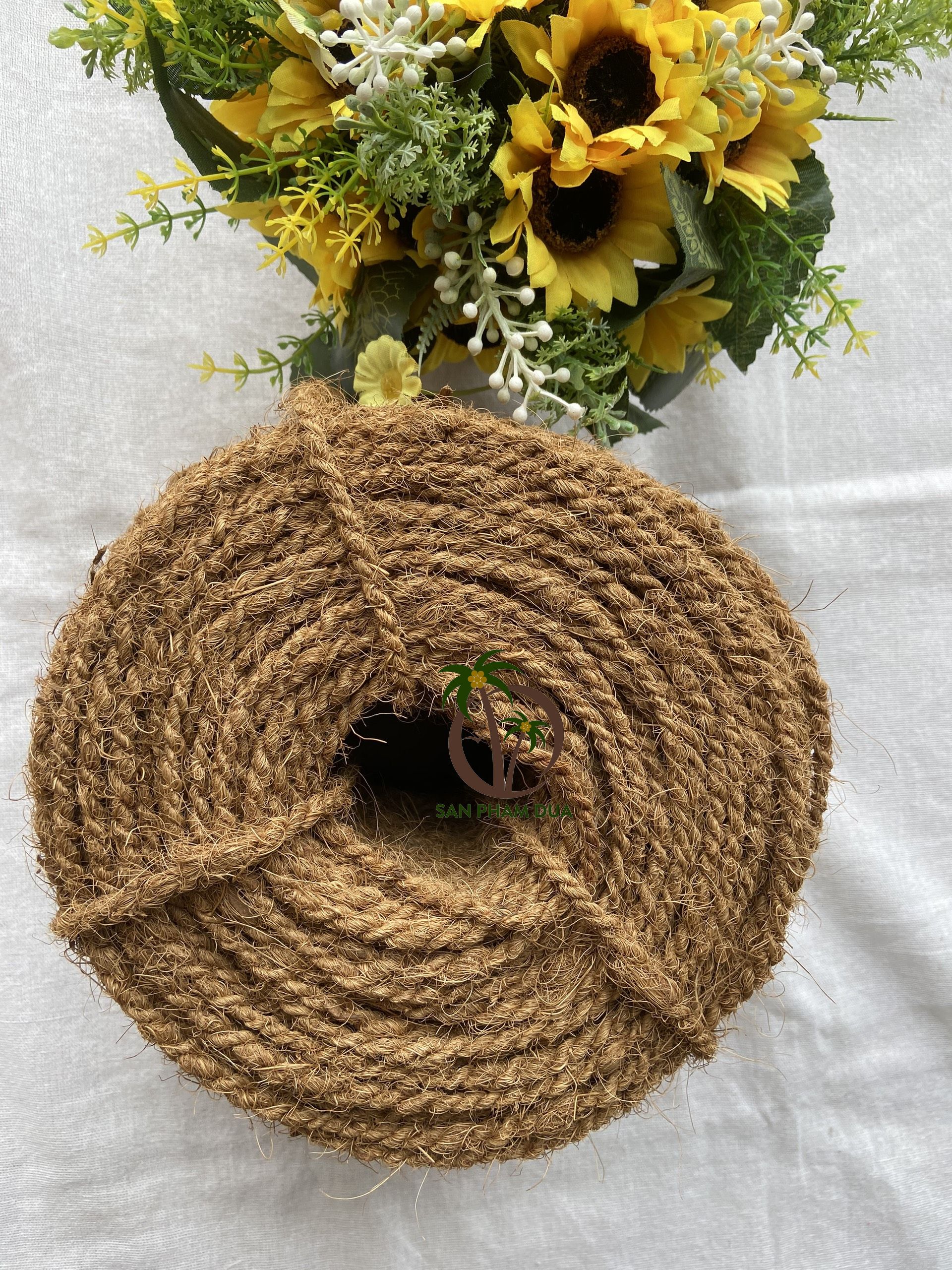 How to Choose the Best Coconut Coir Logs for Erosion Control & Landscaping