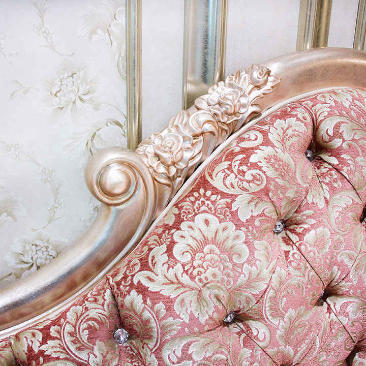 Classic Cabinet Roses - Stylish Chaise Lounge for Living Room