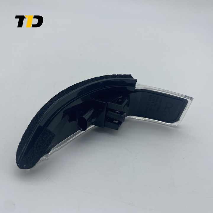 81740-52050 Turn Signal Light for Toyota Camry 81730-52100