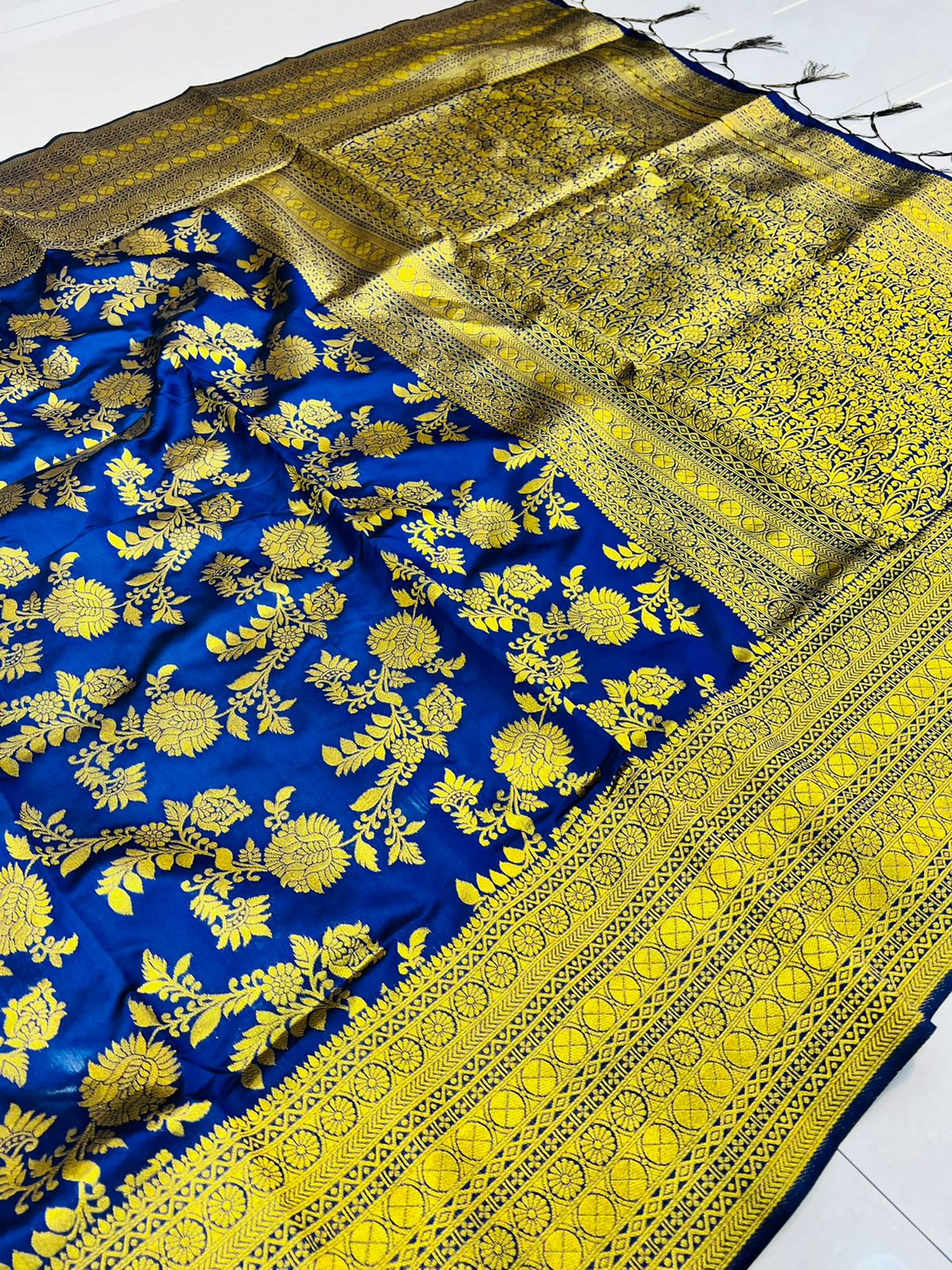 Deals Katan Saree Limited Edition Collection | Alibaba.com