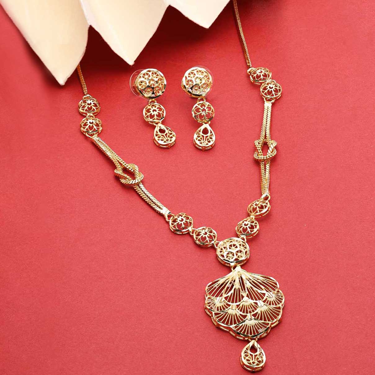 Exquisite Craftsmanship in 24k gold jewelry turkey for Global Buyers