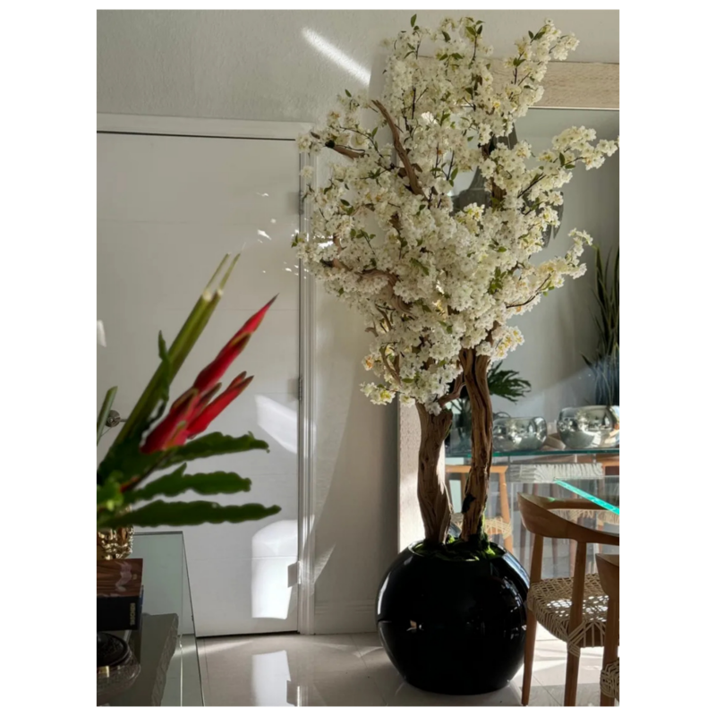 How to Choose the Best Fiberglass Flower Vase for Outdoor Use