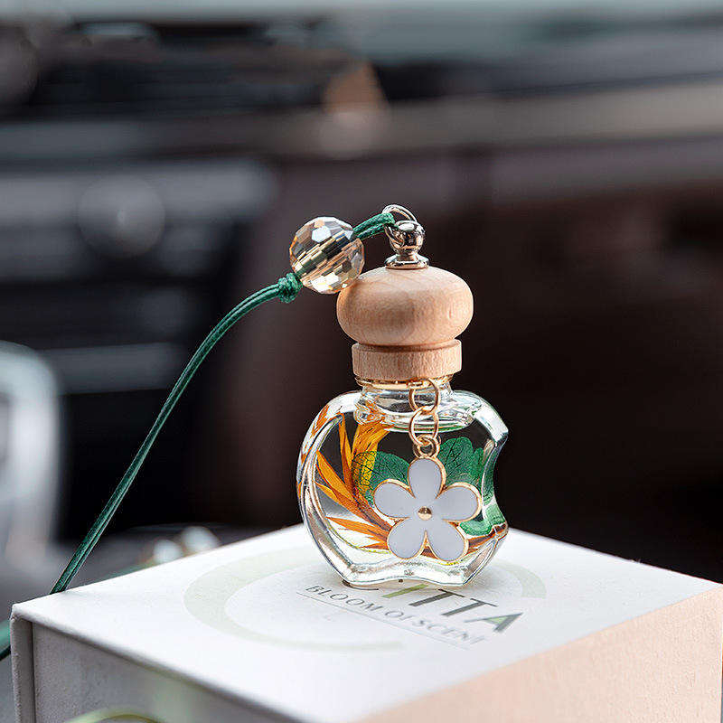 How to Choose the Best Natural Air Freshener in Bottles with Dried Flowers