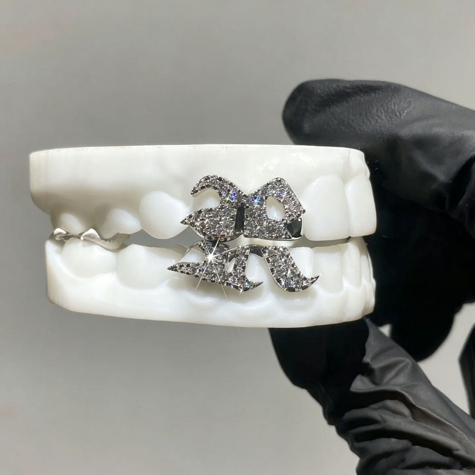 Custom 925 Silver Letter Teeth Grillz Grill with Vvs Moissanite Diamond ...