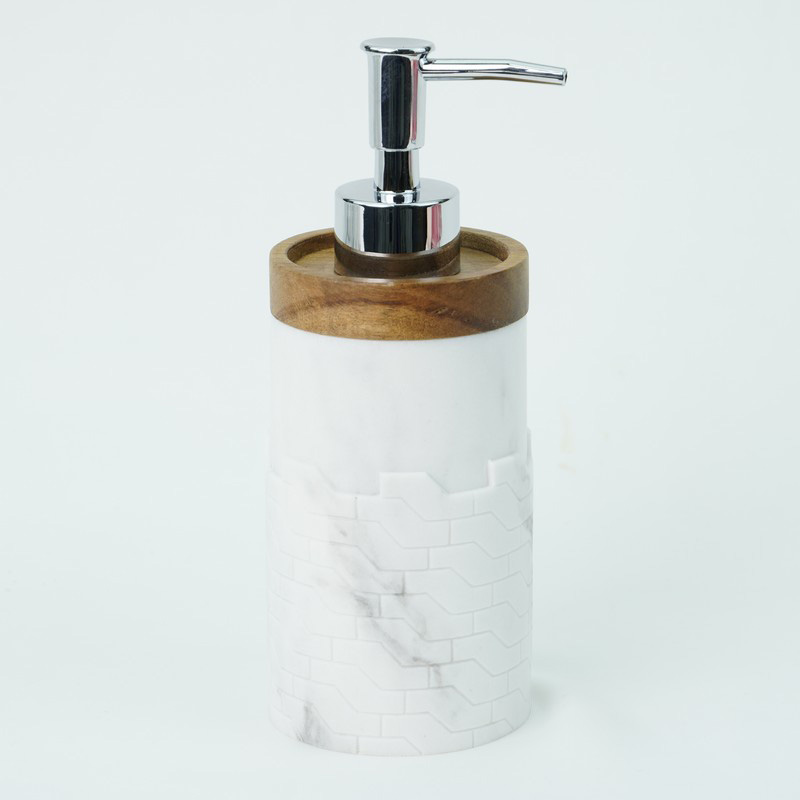 Upgrade Your Space with Stylish bath decor accessori for Every Bathroom