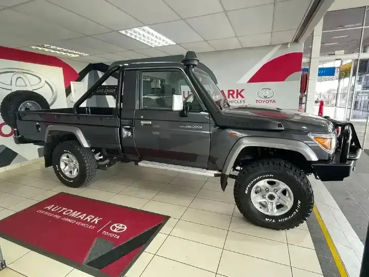 Used To-yota Land Cruiser Single Cab 4 5D Single Cab 2020 2019| Alibaba.com