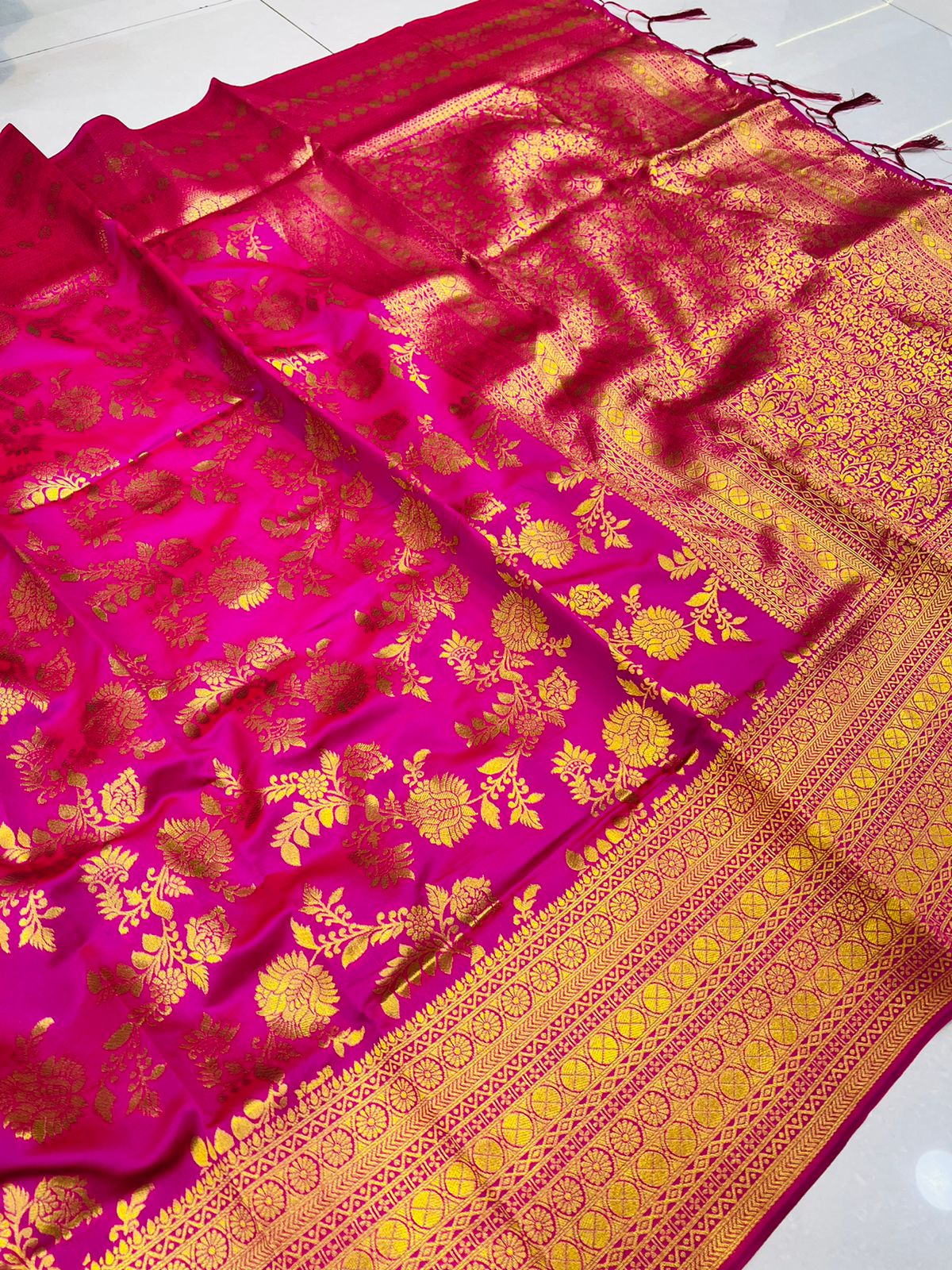 Deals Katan Saree Limited Edition Collection | Alibaba.com