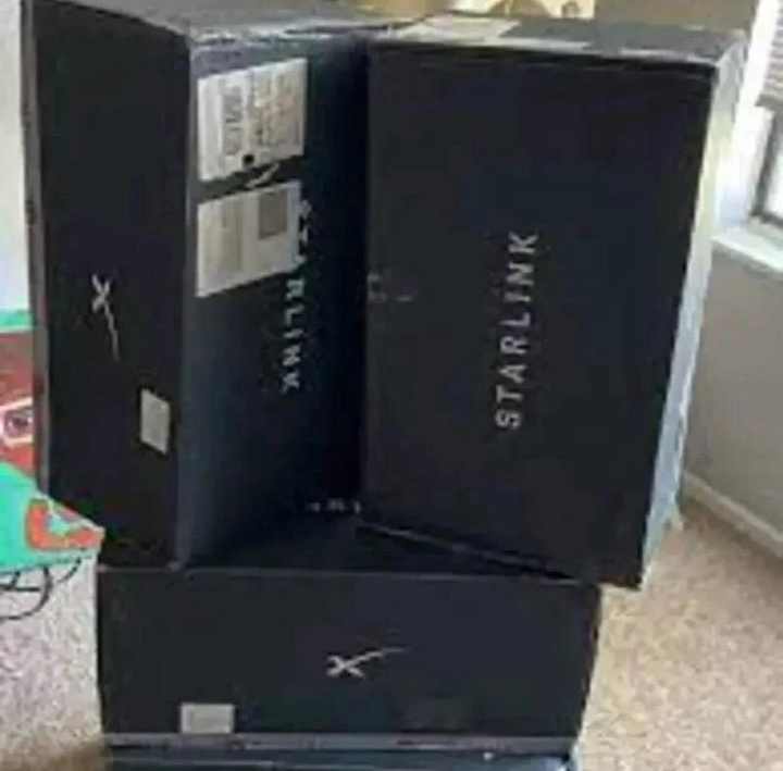 Starlink V4 Digital Satellite Internet With Complete Parts Made of Plastic Worldwide Delivery ...