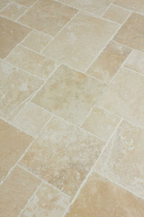 2023 Classic Mina Travertine Outdoor Garden Set for Villas