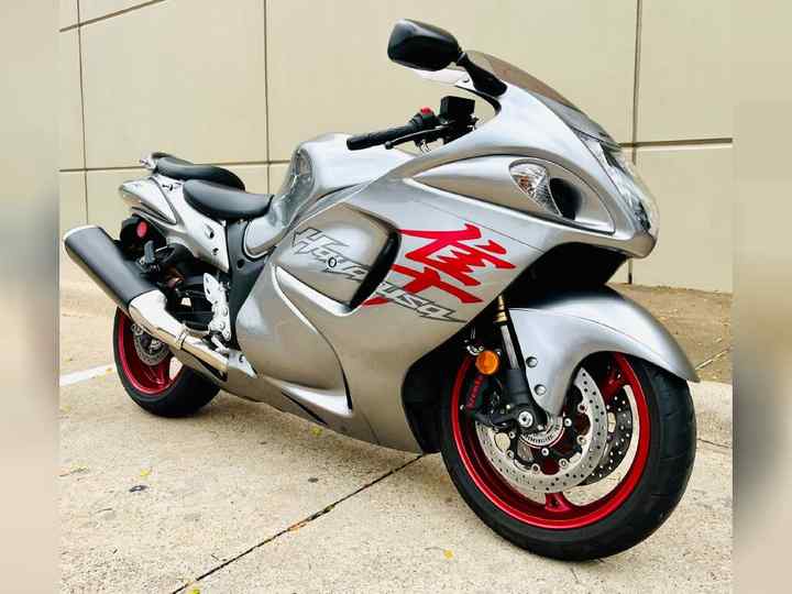 2022 Suzuki Hayabusa Sportbike Motorcycle - High Performance