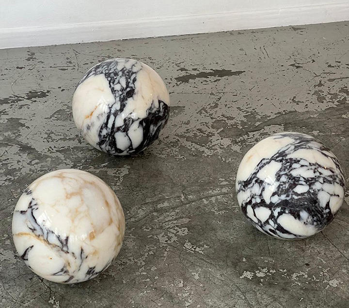 PerfectStone Luxury Veined Round Natural Stone Calacatta Viola Marble ...