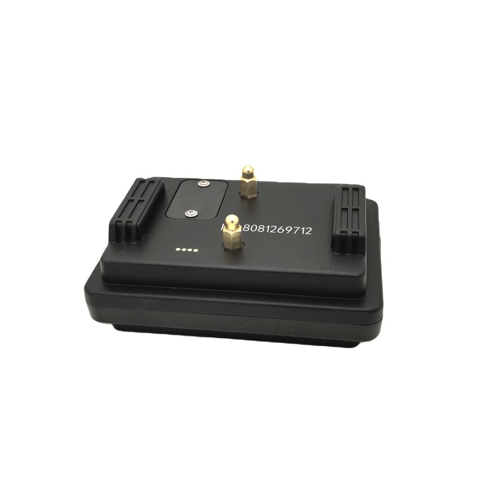 GPSONE バーチャルフェンスカラー GPSトラッカー 歩数計 電気ショック GPSトラッカー スマートGPS追跡 牛家畜追跡 ...