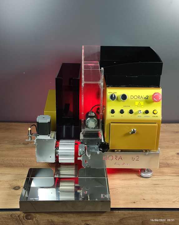 Cigarette Rolling Machine 8mm Automatic Operates Only With Electricity ...