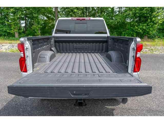 2022 Chevrolet Silverado with Panoramic Sunroof & Leather Seats