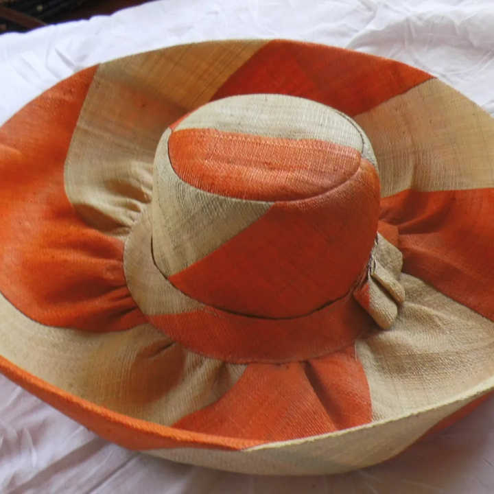 MADAGASCAR RAFFIA SUN HAT - Foldable Straw Hat for Women
