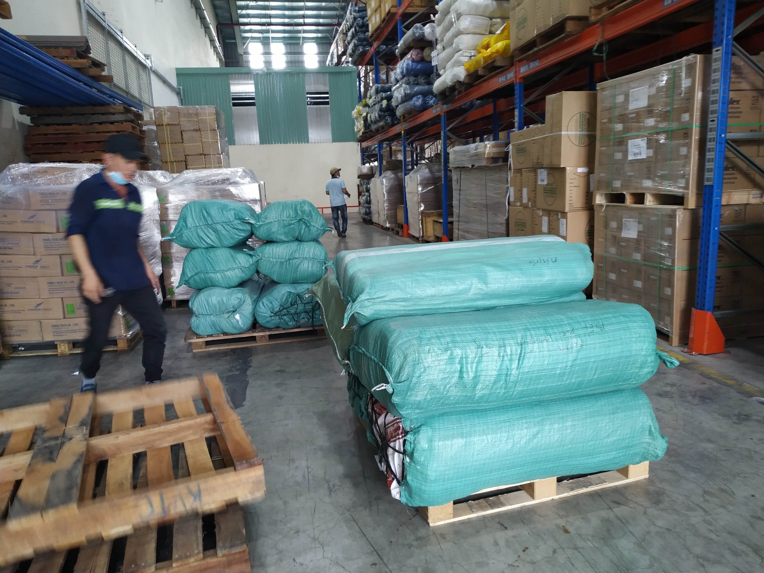 Eco-friendly open rattan cane webbing roll - radio cane webbing and ...