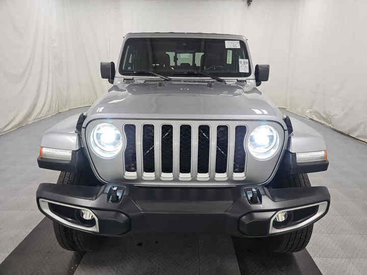 Used 2020 Je-ep Gla-diator 4x4 Overland 4dr Crew Cab 5.0 Ft. SB ...