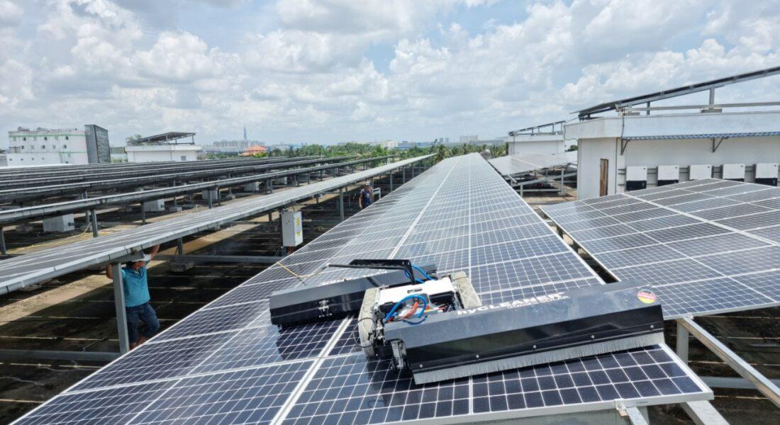 Autonomous Solar Panel Cleaning Robot Increases Solar Panel Efficiency ...