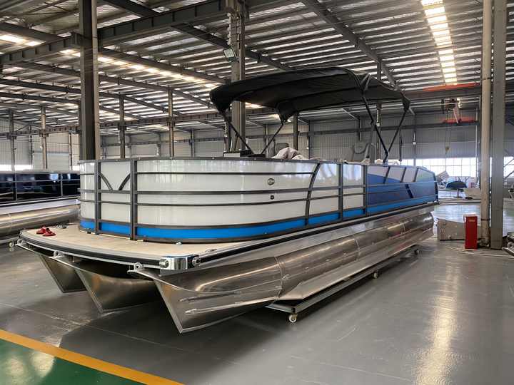 25ft Aluminum Catamaran Pontoon Boat - Durable & Versatile