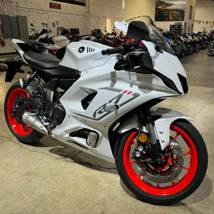 2023 Yamaha YZF-R7 - A Used Motorcycle with 600-1000CC Displacement