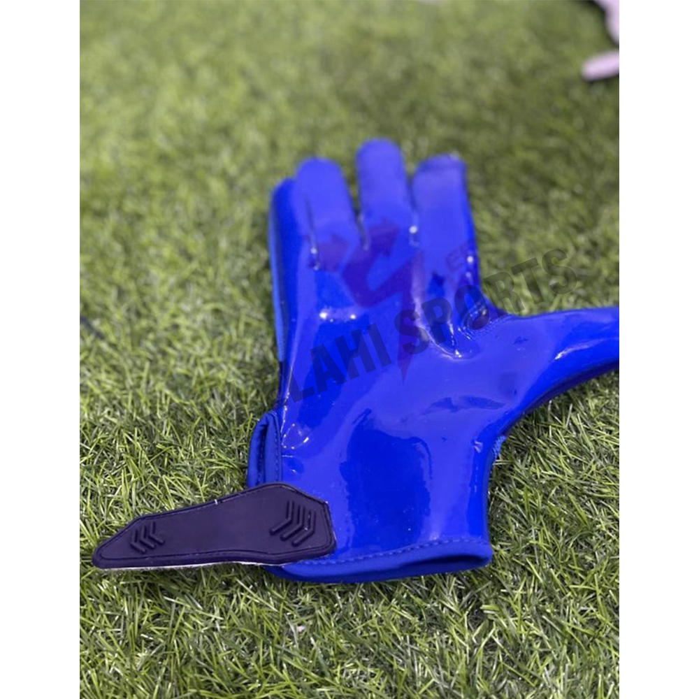 How to Choose the Best Wide Receiver Gloves for Performance and Grip