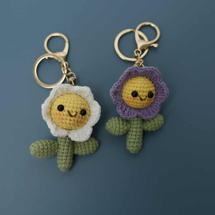 Handmade Crochet Flower Keychain Cute Knitted Sunflower Key Chain Women ...